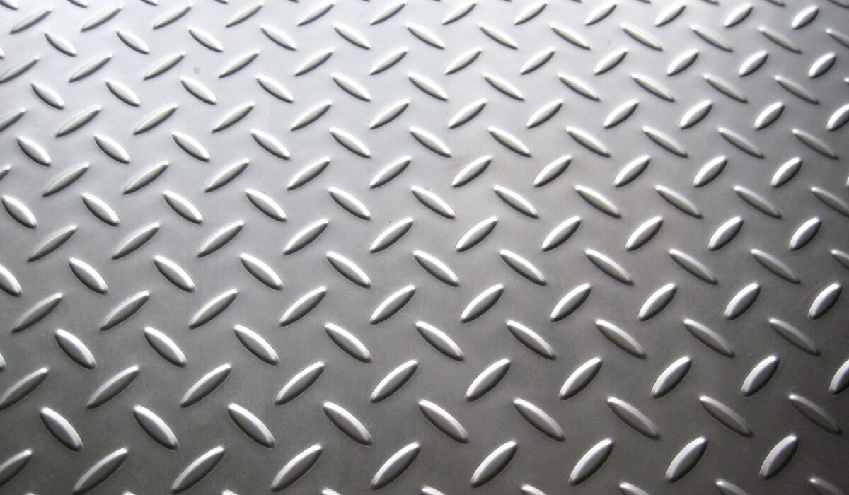 Chequred Plate – AL Zaben